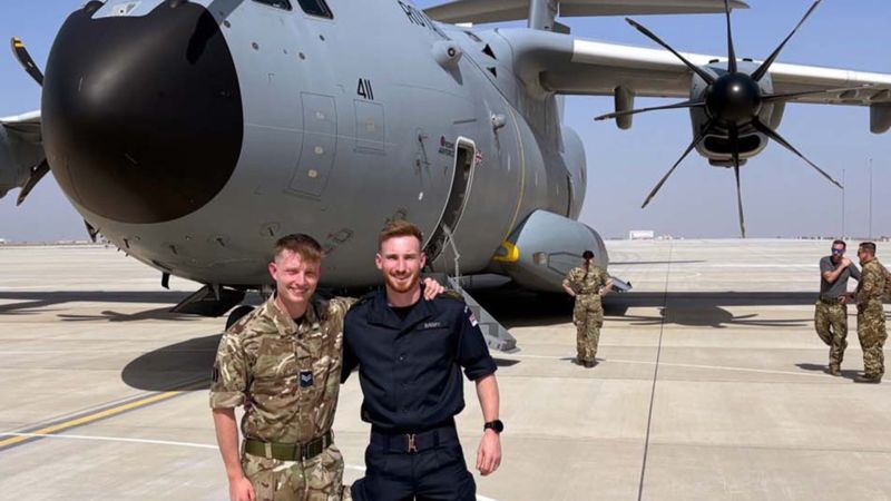 Royal Navy brother meets his Royal Air Force sibling for very first time on ops
